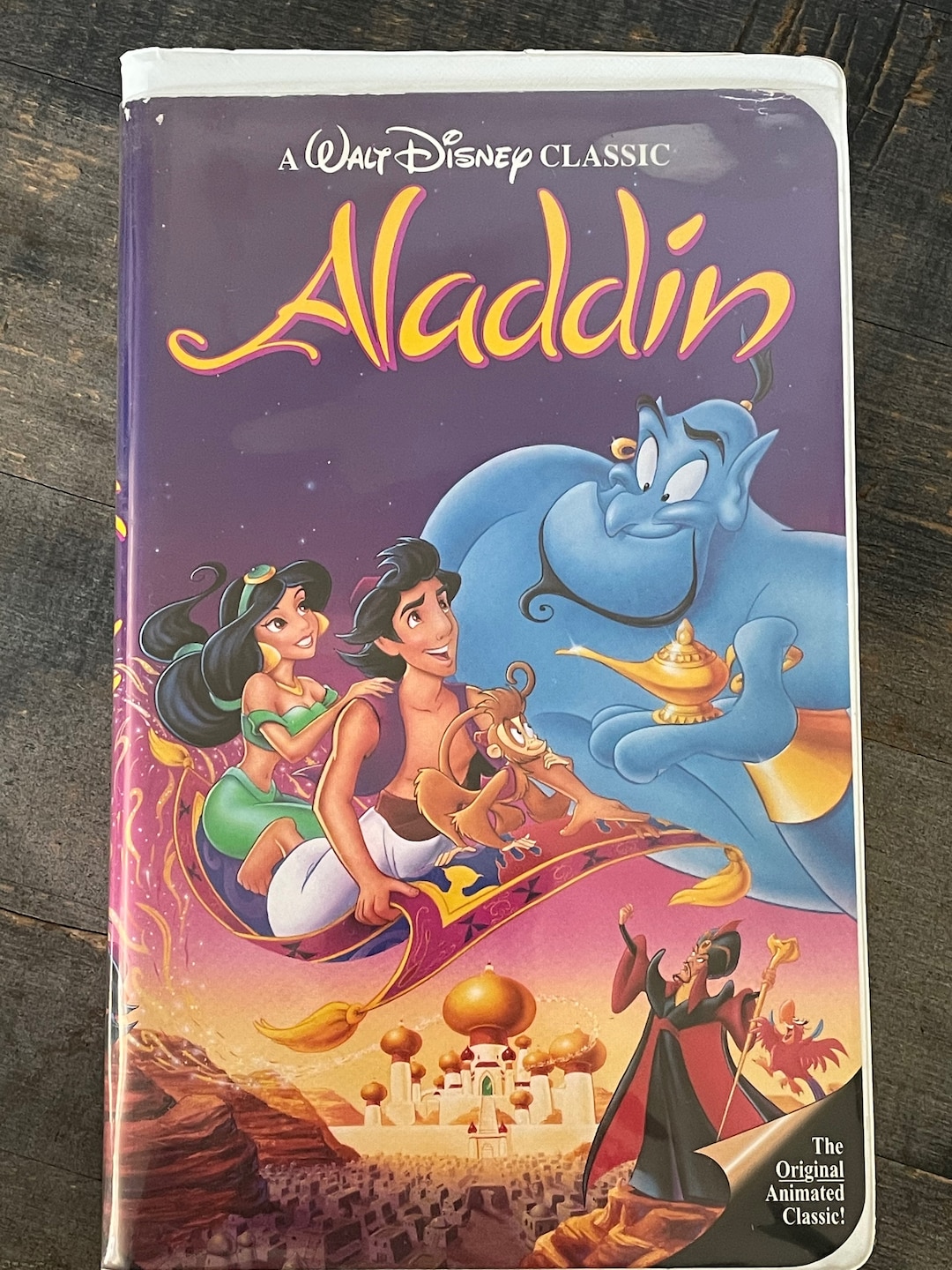 Walt Disney's - "aladdin" VHS, Black Diamond Classics - Etsy