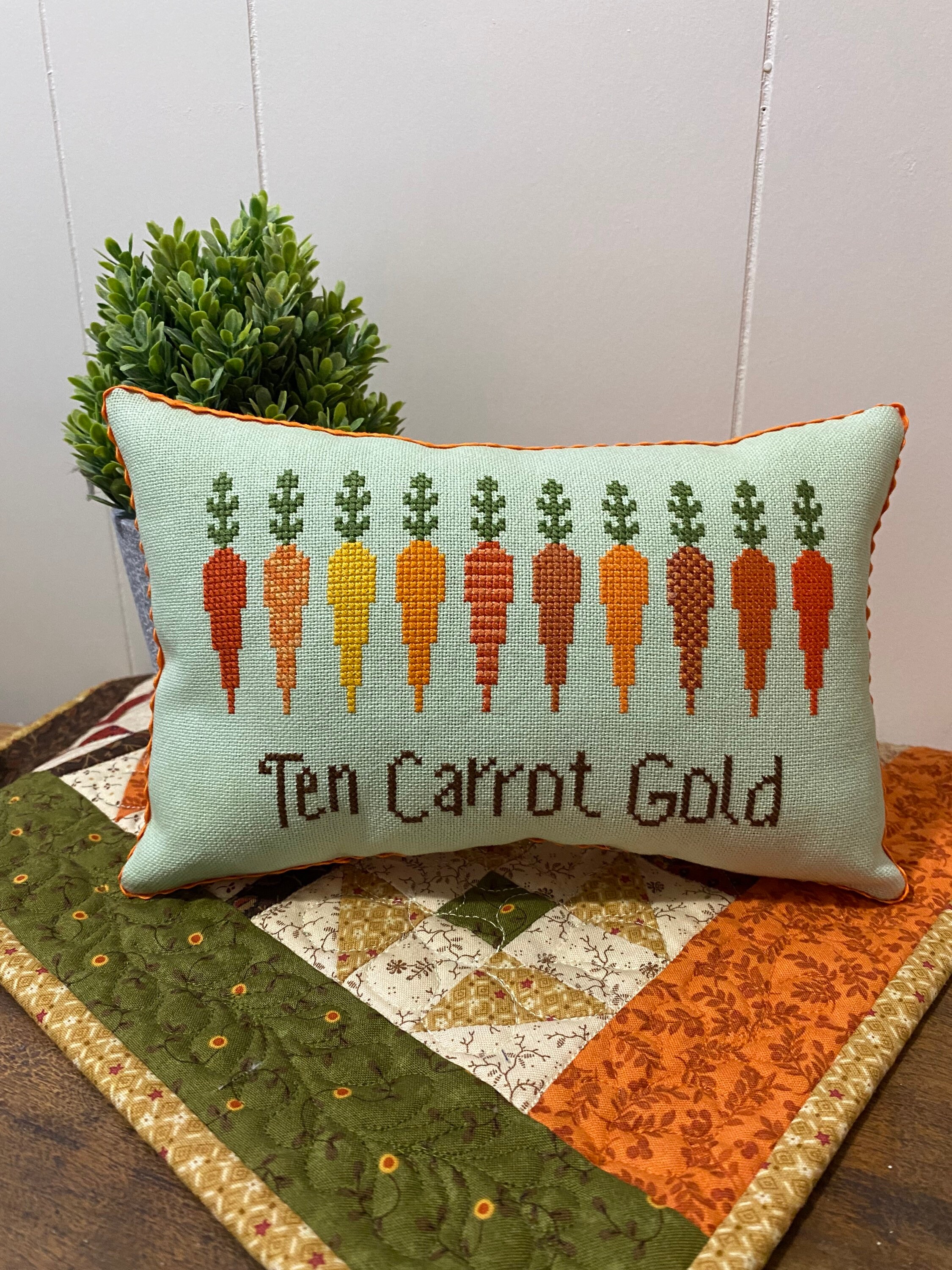 Ten Carrot Gold Cross Stitch Chart PDF - Etsy