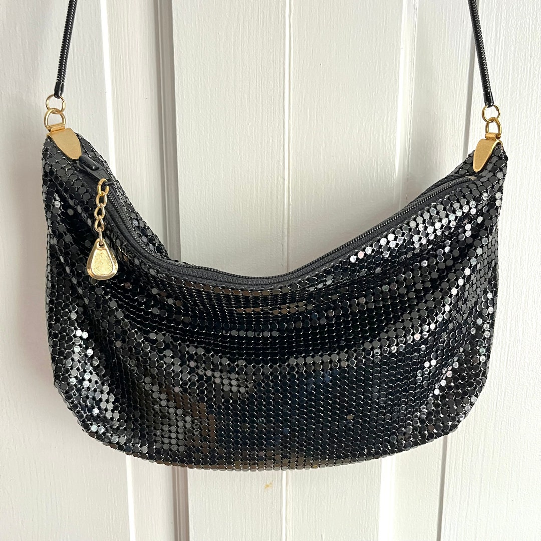 Vintage Black Mesh Purse Made in Hong Kong | Gold Tone Detail | 1960s ...