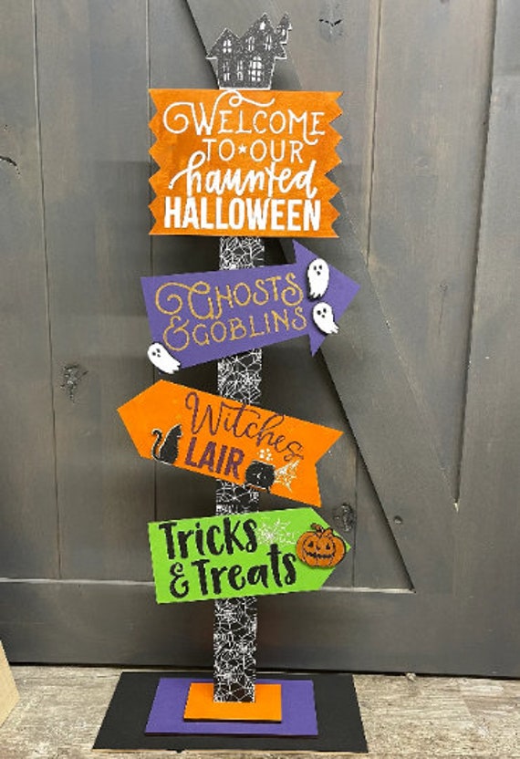 Halloween Directional Sign SVG This Goes With the Halloween - Etsy