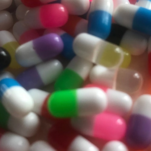 20 Pc Assortment Fake Pills Mixed Color Resin Capsule | Etsy