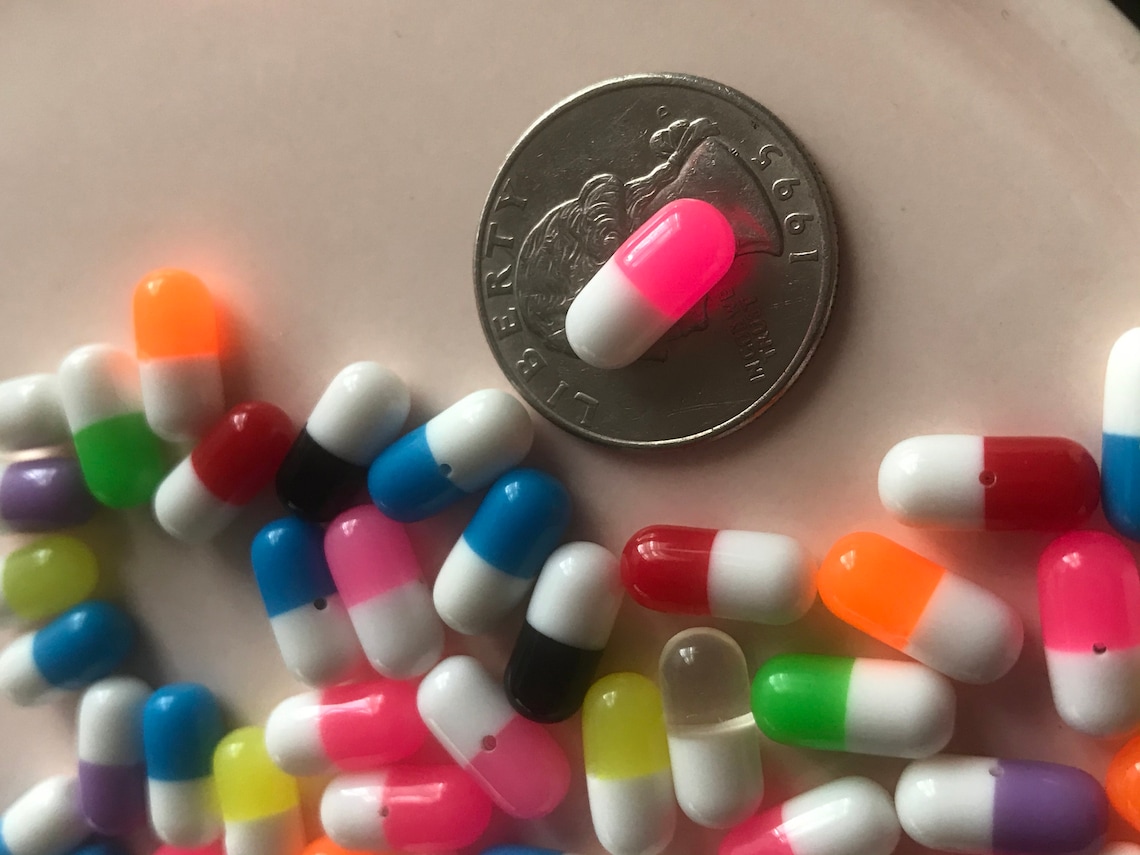 20 Pc Assortment Fake Pills Mixed Color Resin Capsule | Etsy