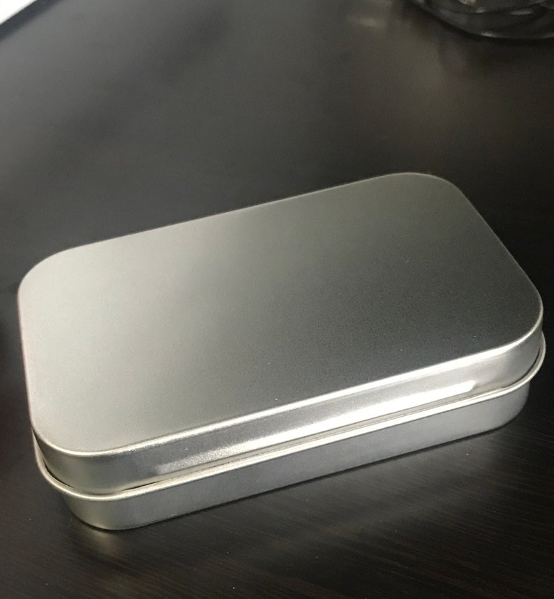 Small Metal Tin for Buttons Magnets or Jewelry. Hinged Lid - Etsy