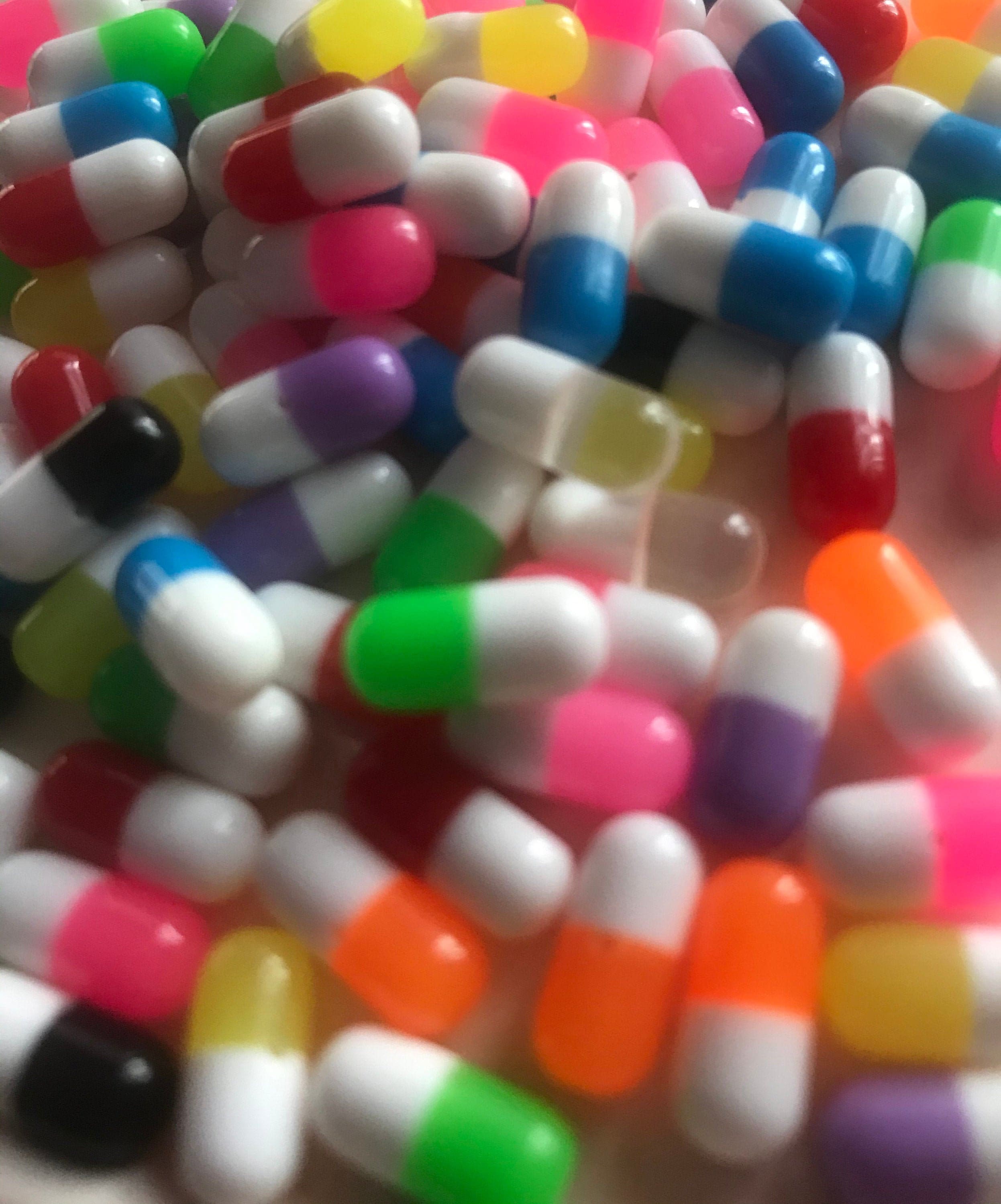 20 Pc Assortment Fake Pills Mixed Color Resin Capsule - Etsy