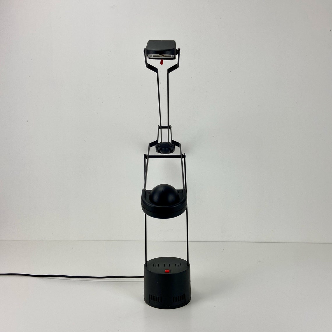 Vintage Stilpast Counterweight Halogen Desk Lamp / Articulating Desk ...