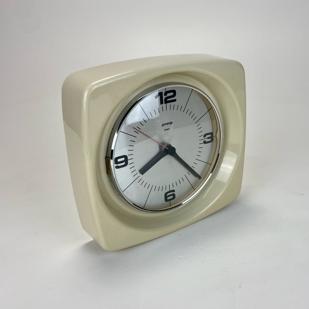 Vintage Capsule Wall Clock by Gorenje, 70s Yugoslavia / Creamy White - Etsy