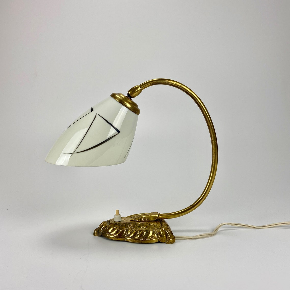 Mid Century Table Lamp / Bedside Light / Brass / 40s 50s | Etsy