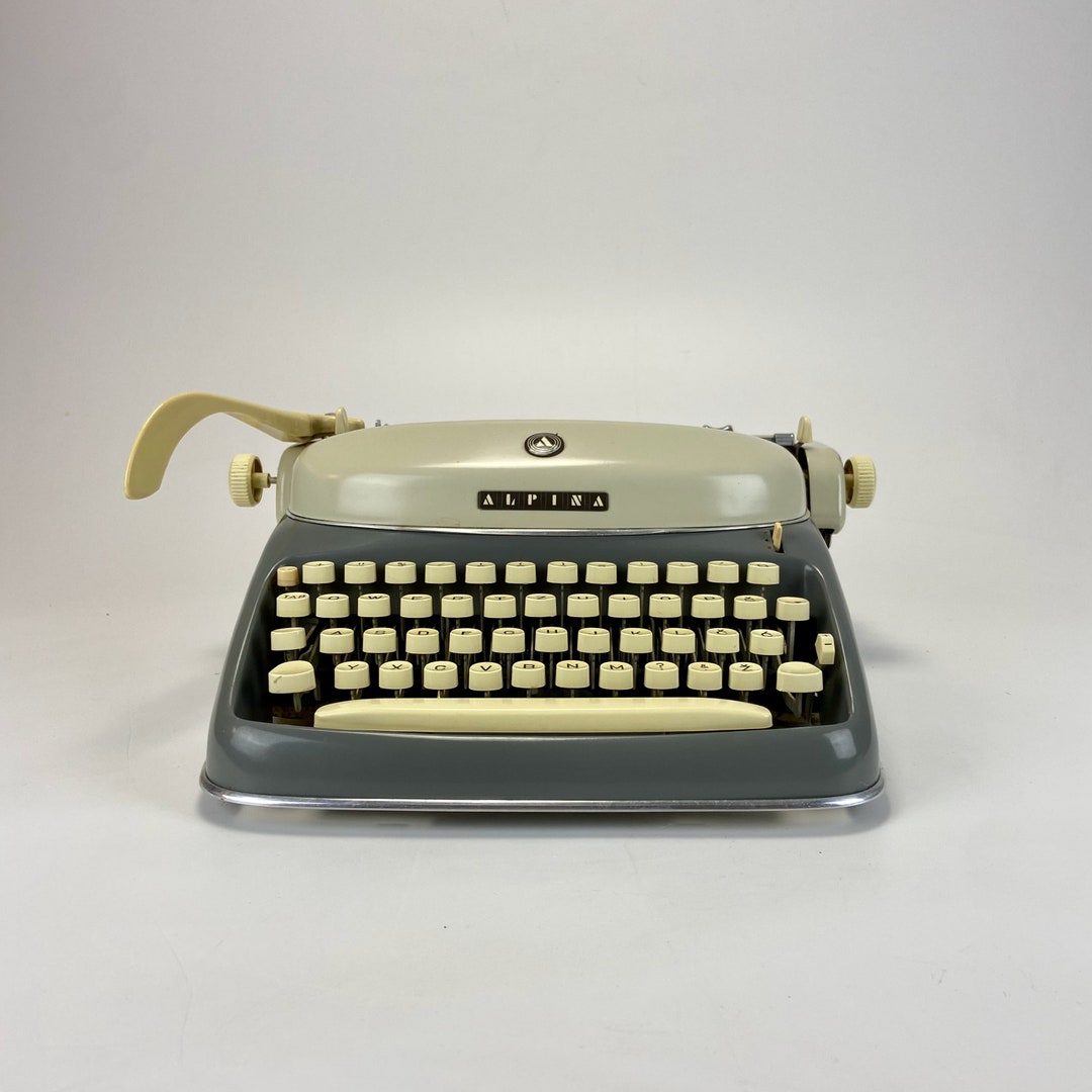 Vintage Alpina SK24 Portable Typewriter / 60's Germany - Etsy UK