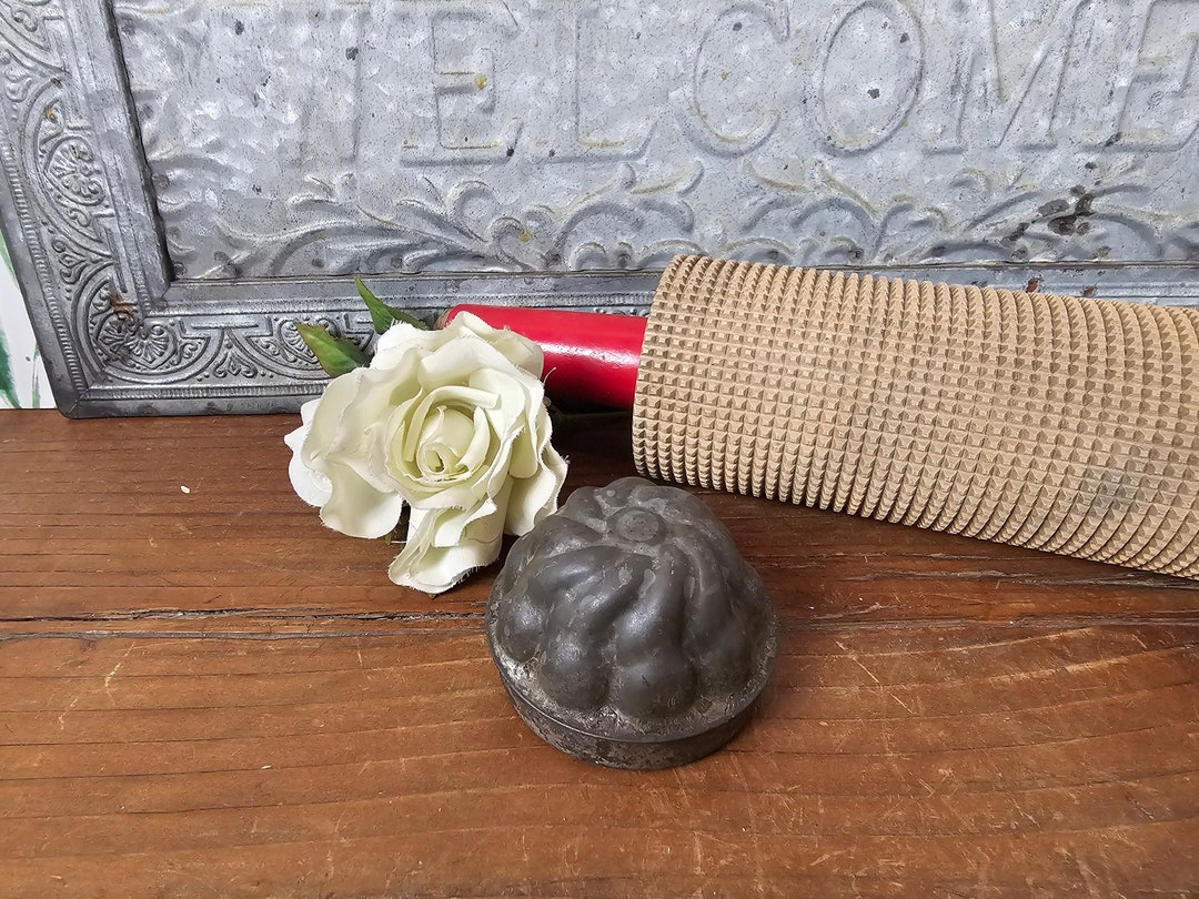 Vintage Tin Steamed Pudding or Jello Mold - Made in England - Etsy