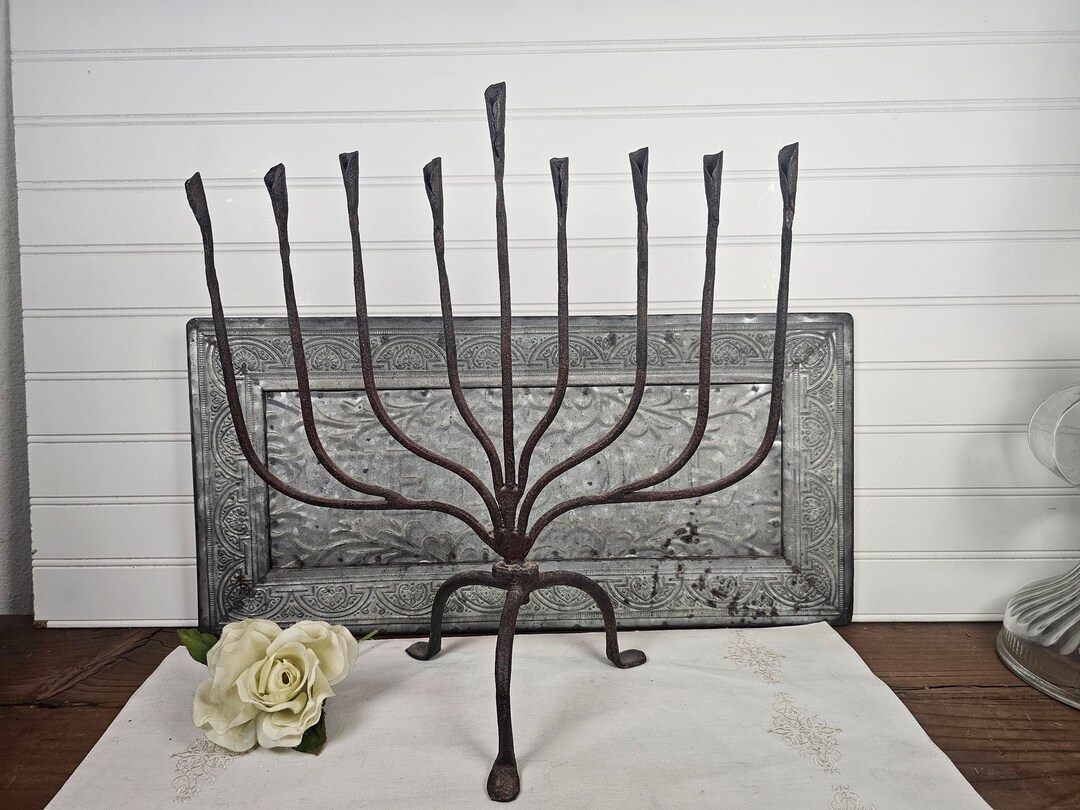Large Vintage Cast Iron 9 Branch Hanukkah Menorah - Etsy