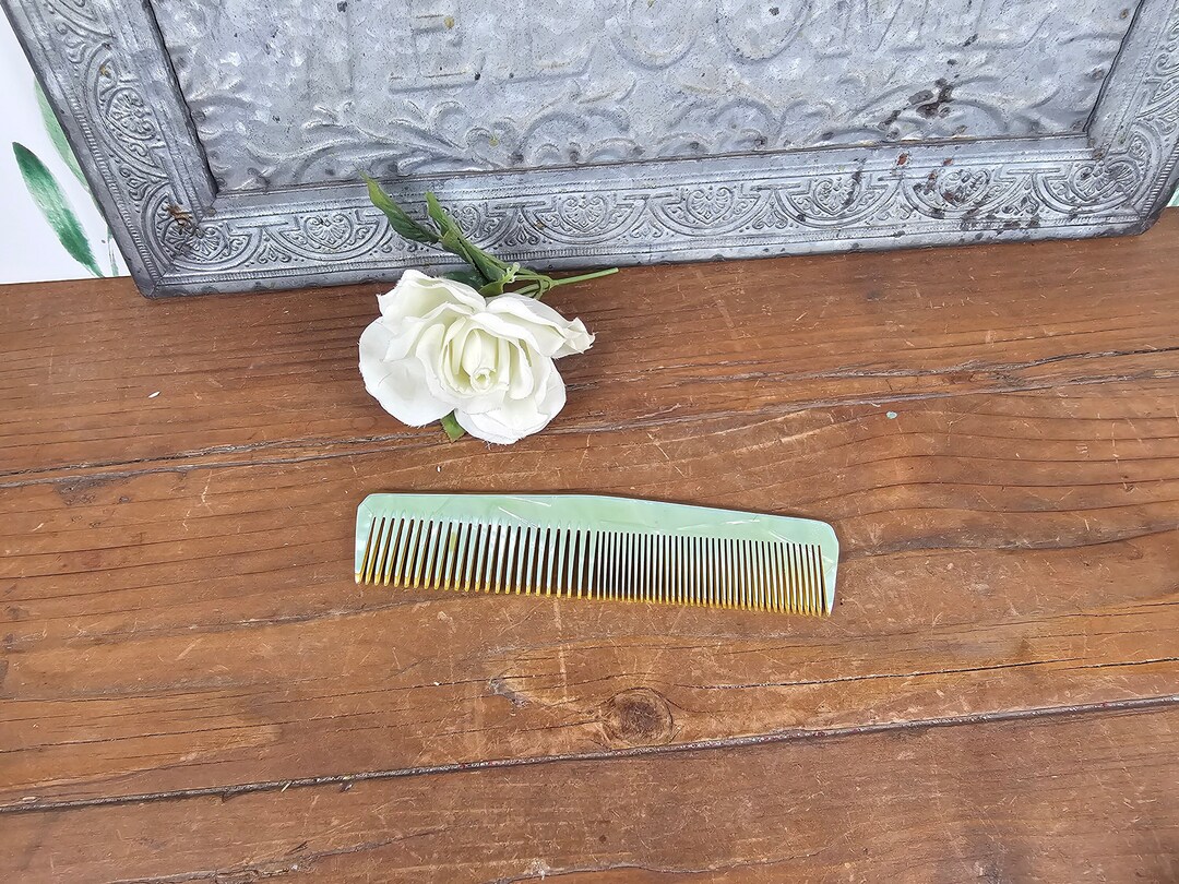 Antique Green Pyralyn Mayflower Comb - Beautiful Collectible ...