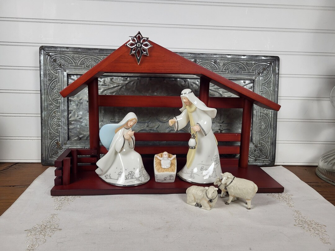Baby Jesus, Mary, Joseph, Creche and Sheep- Hawthorne Village Silver ...
