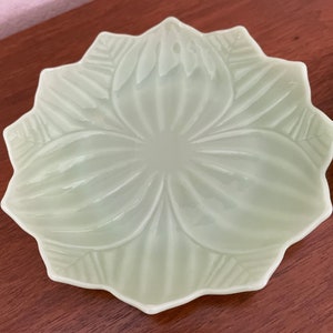 Vintage Jadeite Plates, 1940's Fire King Jadeite Lotus Salad Plates ...