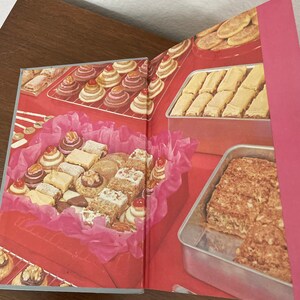 Vintage Cookbook, 1960's the Modern Family Cookbook, Meta Given, 1960's ...