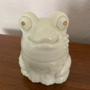 Vintage Avon Frog Jar, 1970's Avon Milk Glass Frog Jar, Cream Sachet ...