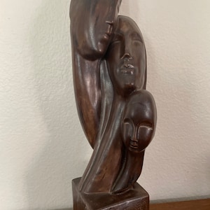 Vintage Abstract Family Statue, 1980's Ceramic Family Head Statue ...