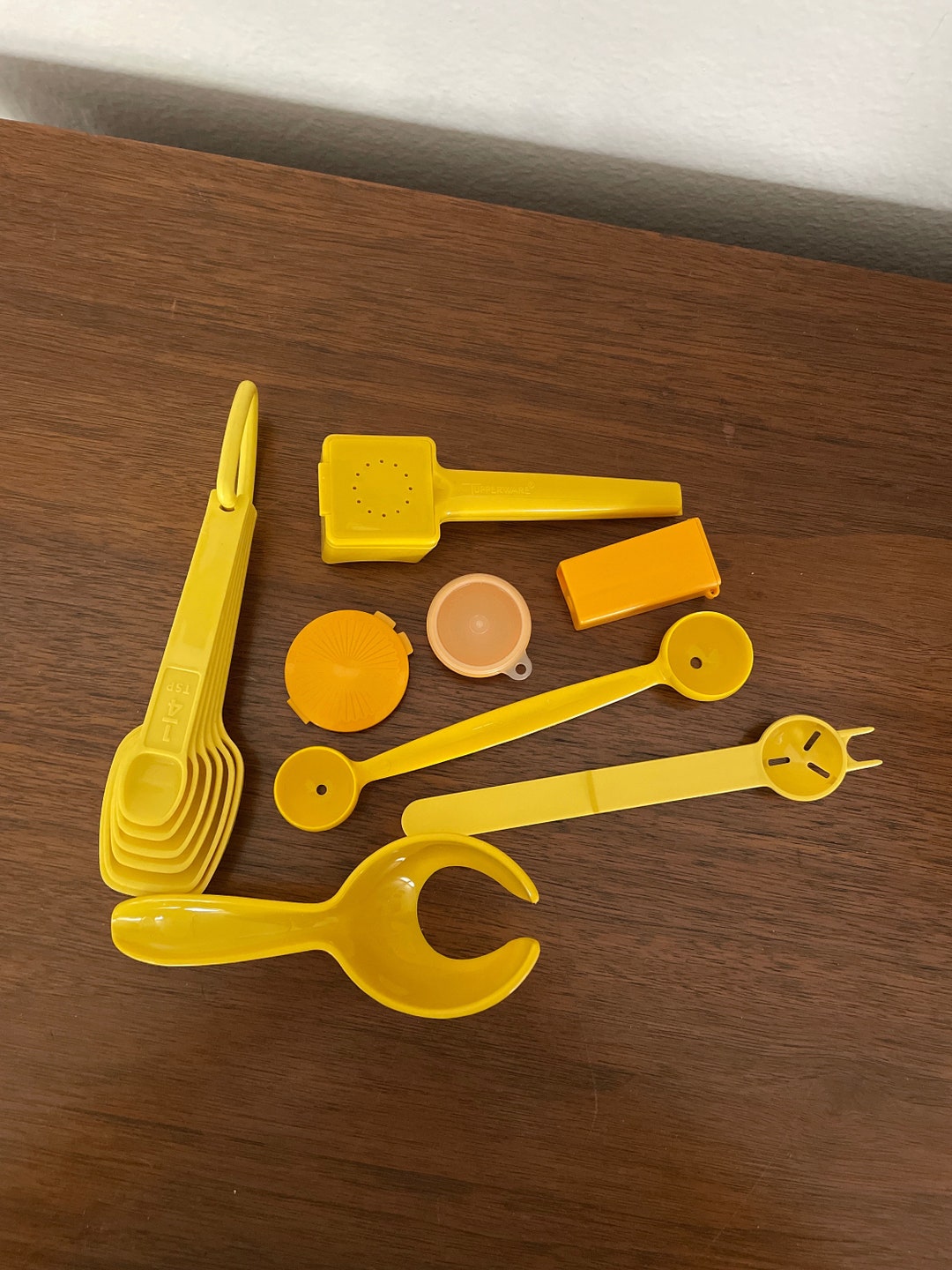 Vintage Tupperware Gadget Lot, 1970's Tupperware Party Gifts, Accessory ...