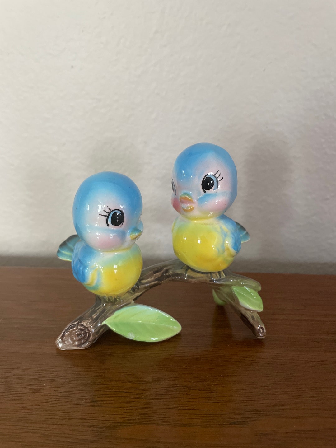 Vintage Bluebirds Figurine 1960's Bluebirds on A Branch - Etsy