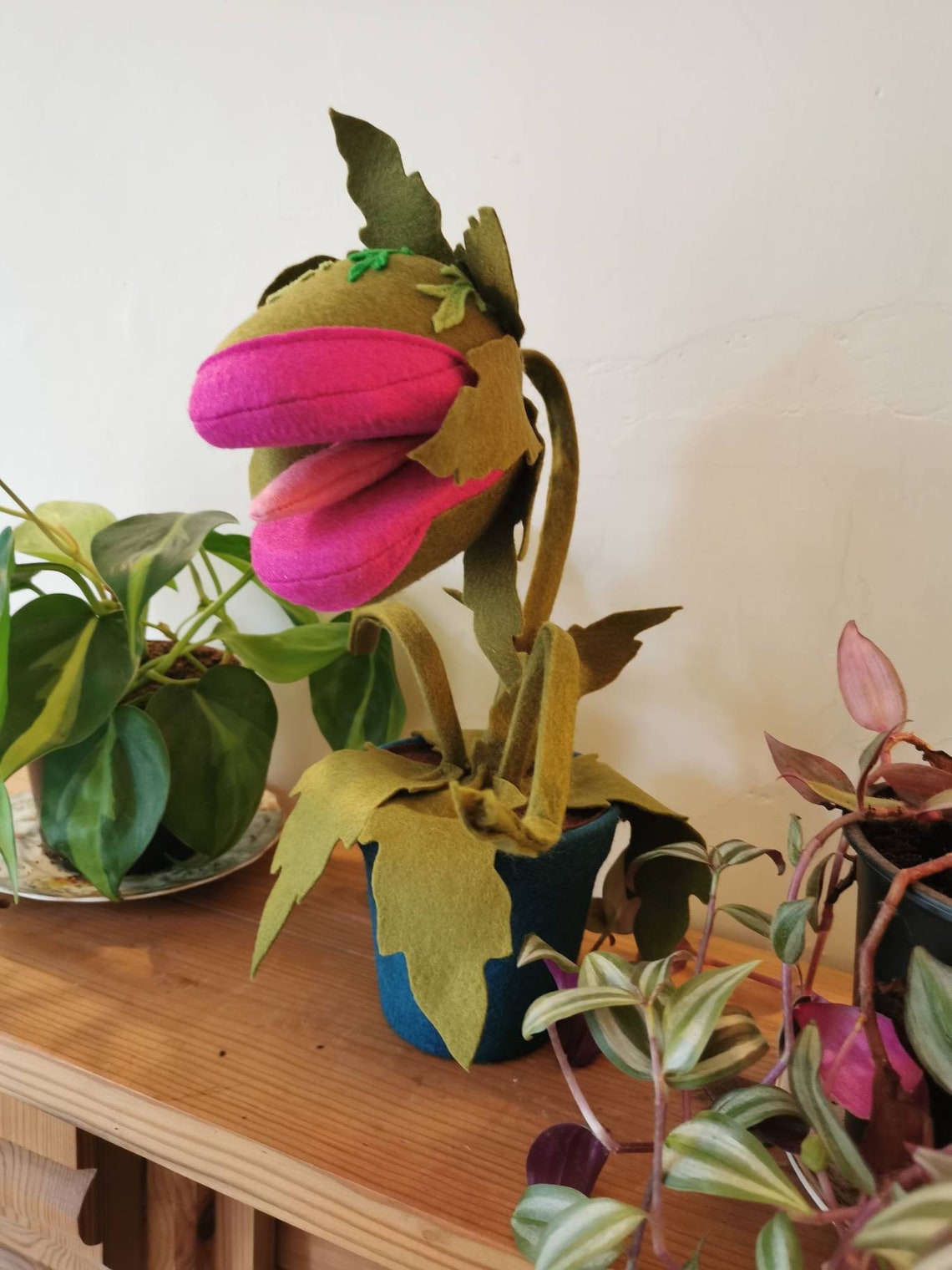 Felt Audrey 2. Little Shop of Horrors Audrey 2 Puppet. Audrey | Etsy