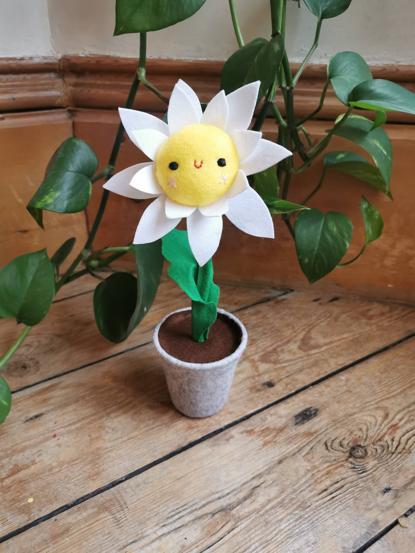 Cute felt daisy kawaii style daisy kawaii flower daisy with | Etsy