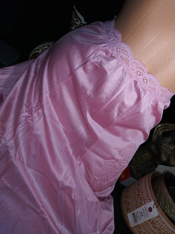 Vtg Silky Olga Shiny Pink Half Slip Nightie Slip Pink… Gem