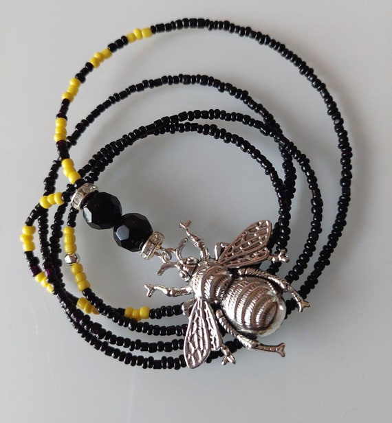 MISS BUMBLE Bee/begging Chain/long | Etsy