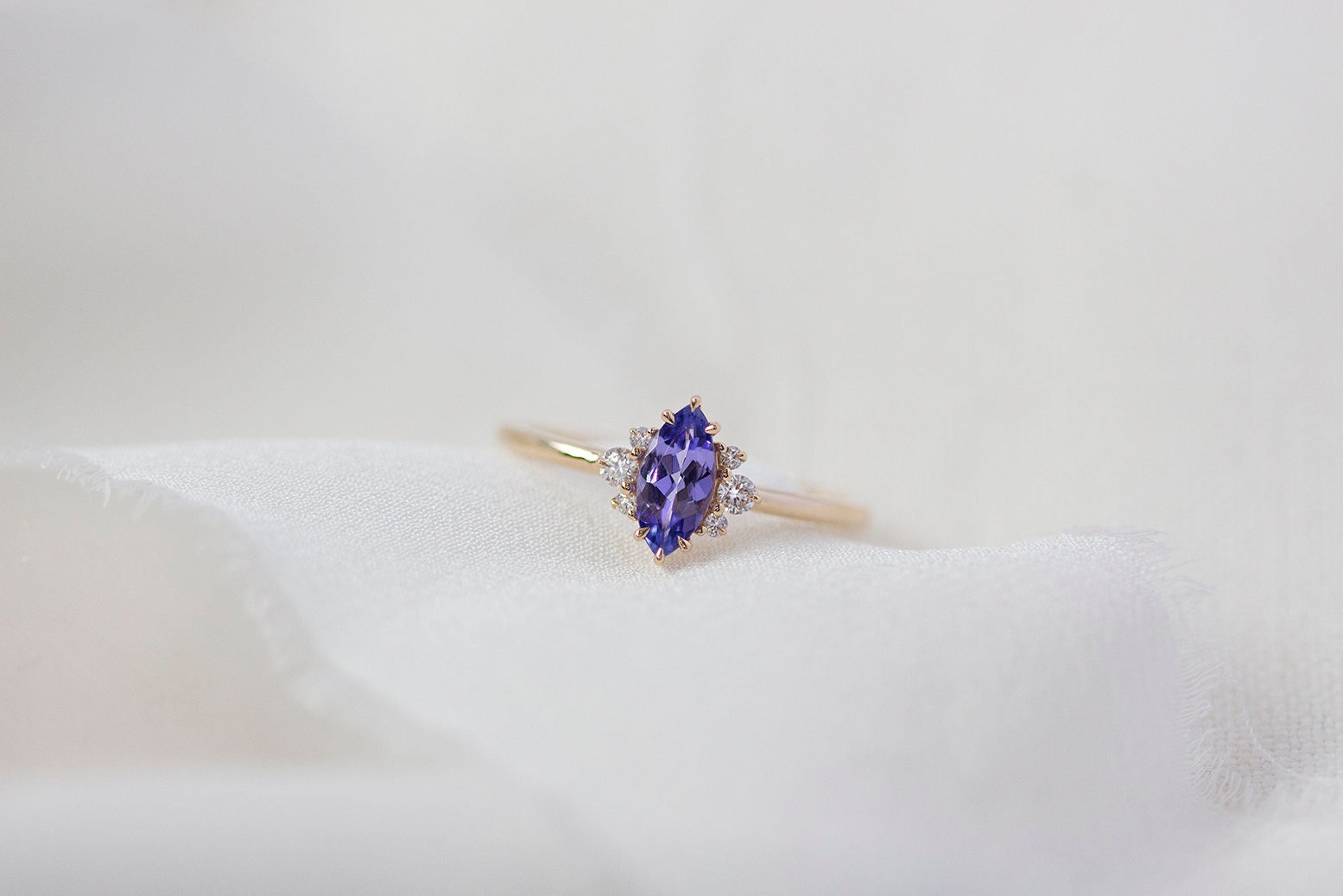 Valestia Anillo de racimo de diamantes blancos tanzanita de - Etsy España