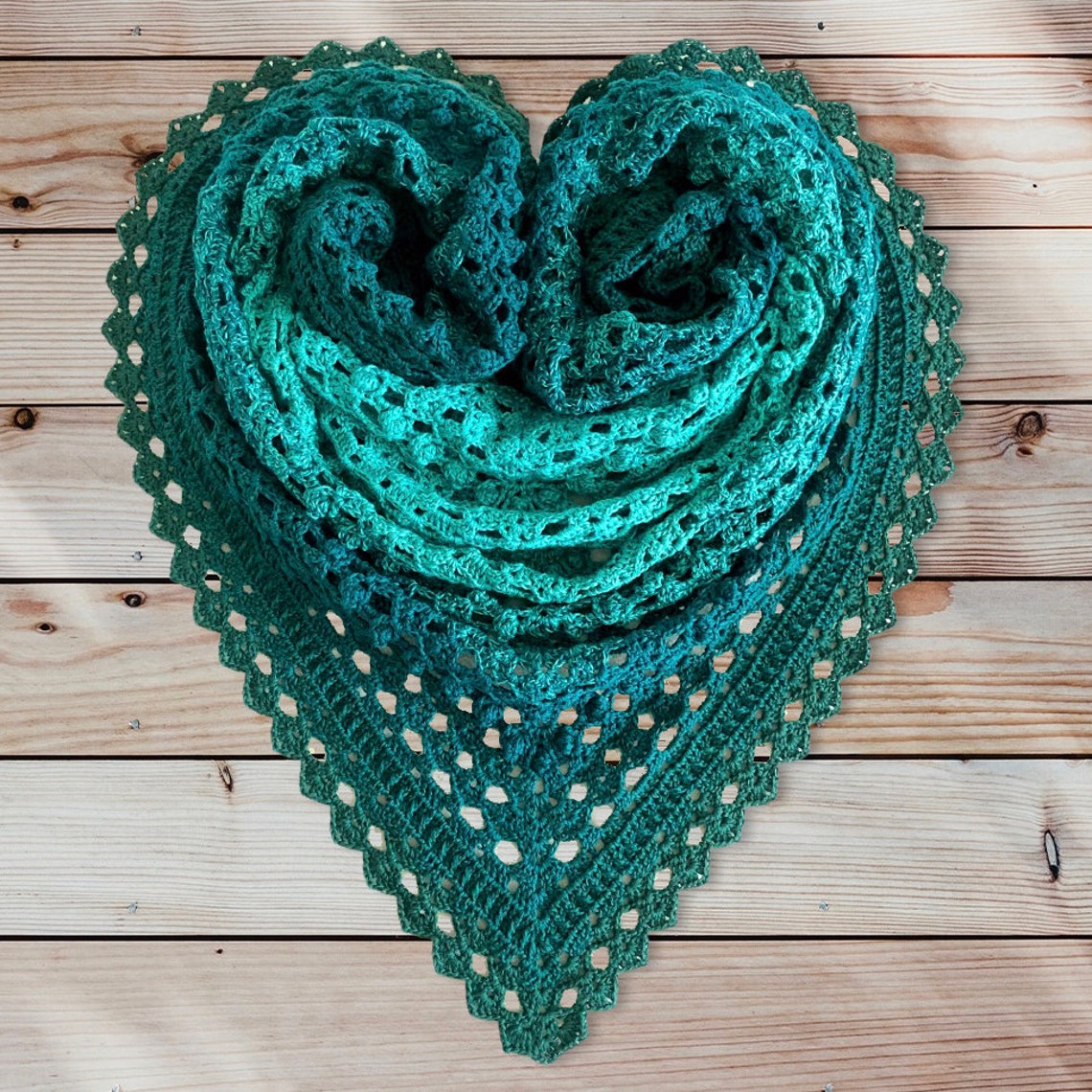 SKYE CLASSIC Crochet Shawl Pattern Crochet Pattern Shawl - Etsy