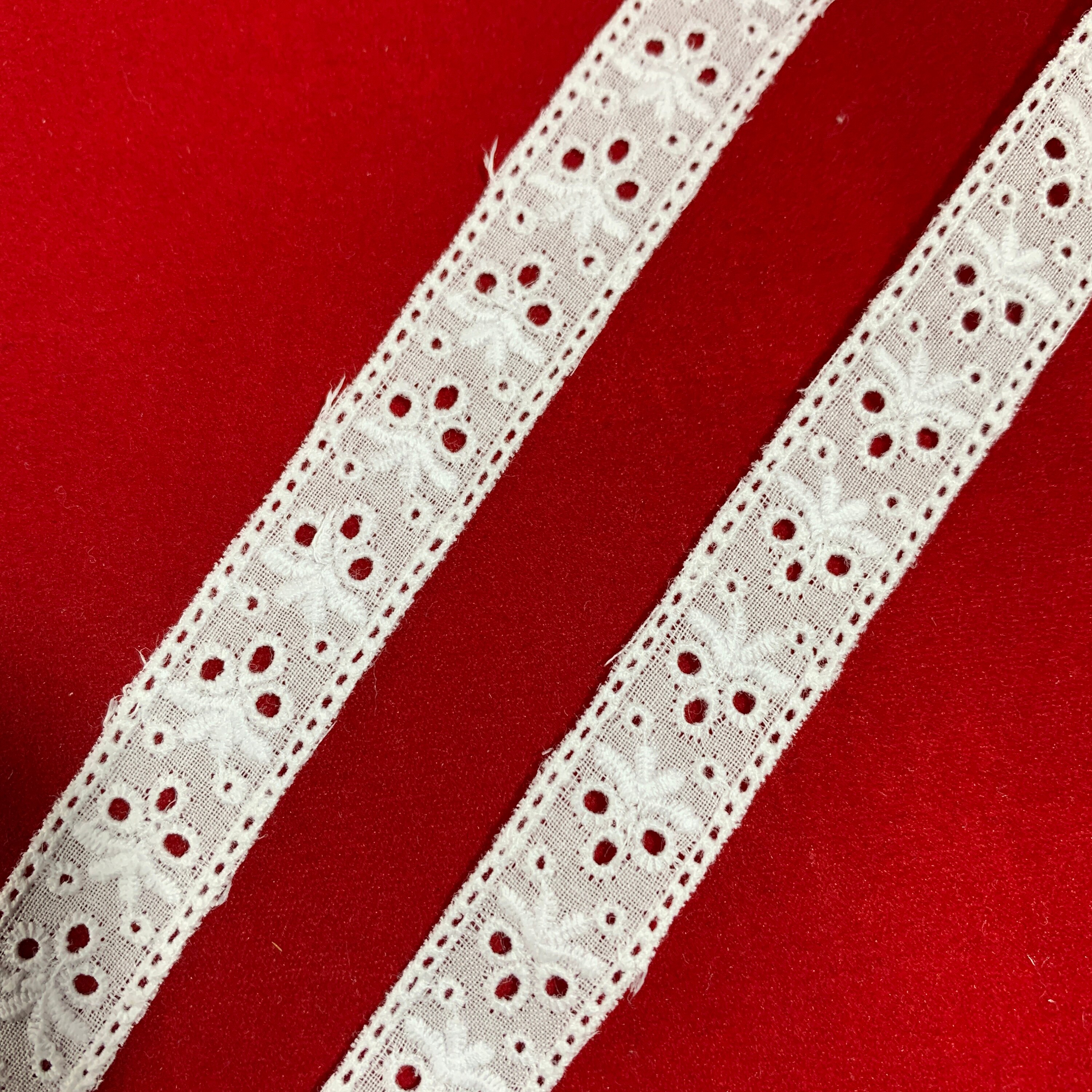 White Eyelet Lace Trim 5 Yards by 5/8 Inch Wide . Clothing - Etsy