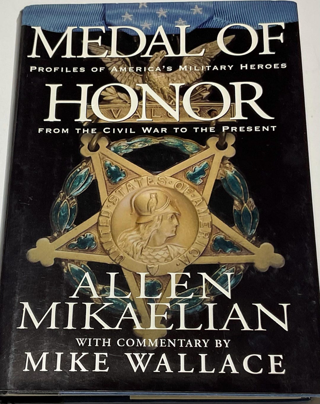 Medal of Honor Book – Allen Mikaelian, 2002 First Edition - Etsy