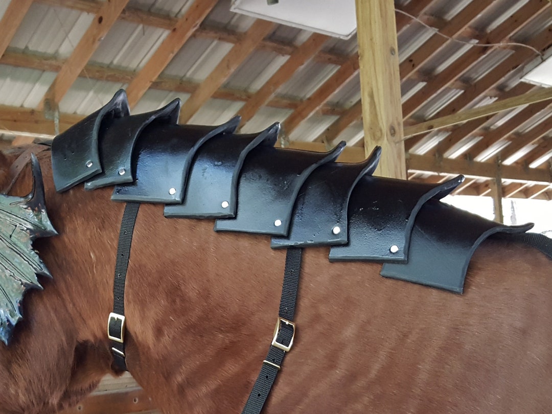 Crinet Crest of Neck Foam Armor for Horses or Ponies Criniere Medieval ...