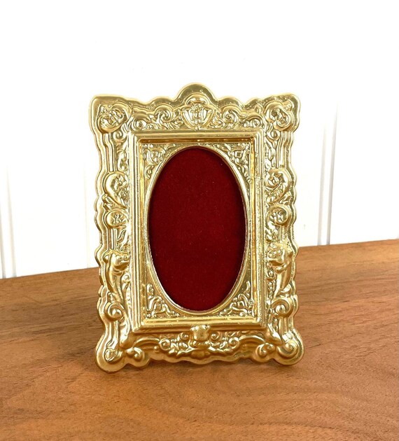Visual Arts Frames 2x3 BRASS HEART FRAME Small Gold Easel Back Stand ...