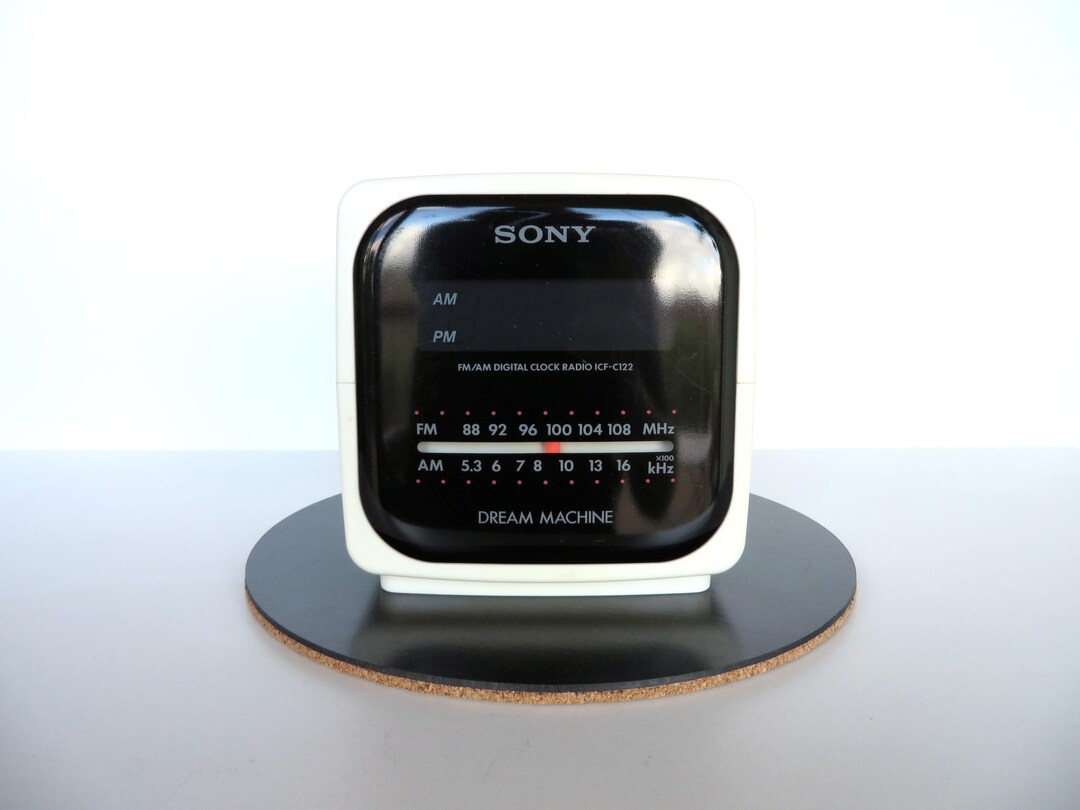 Mod Sony Dream Machine White Cube Clock Am/fm Radio, Post Modern Sony ...
