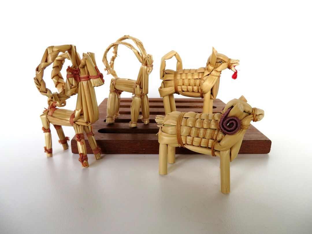 Set of 4 Scandinavian Straw Animal Figurines Swedish Rattan - Etsy