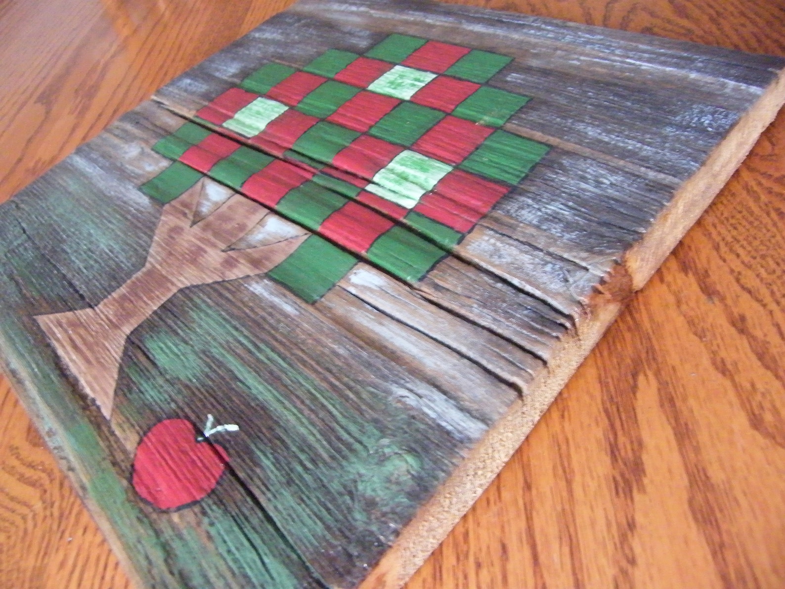 Old Barn Wood Sign, Primitive Barn Wood Art, Rustic Hand Painted Apple ...