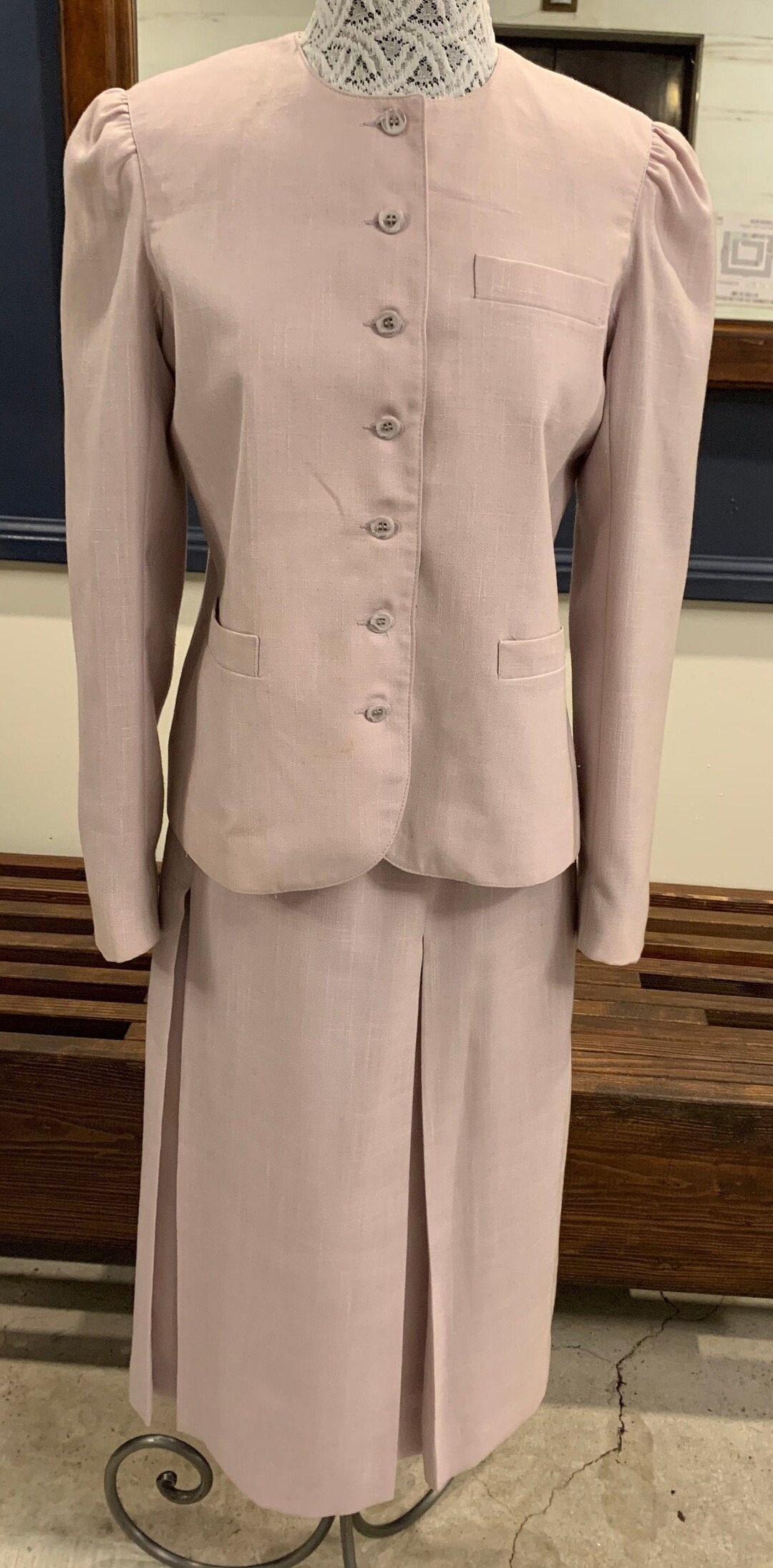 1980's Pale Lilac Linen Suit W/ Jacket & Skirt by HUNT - Etsy