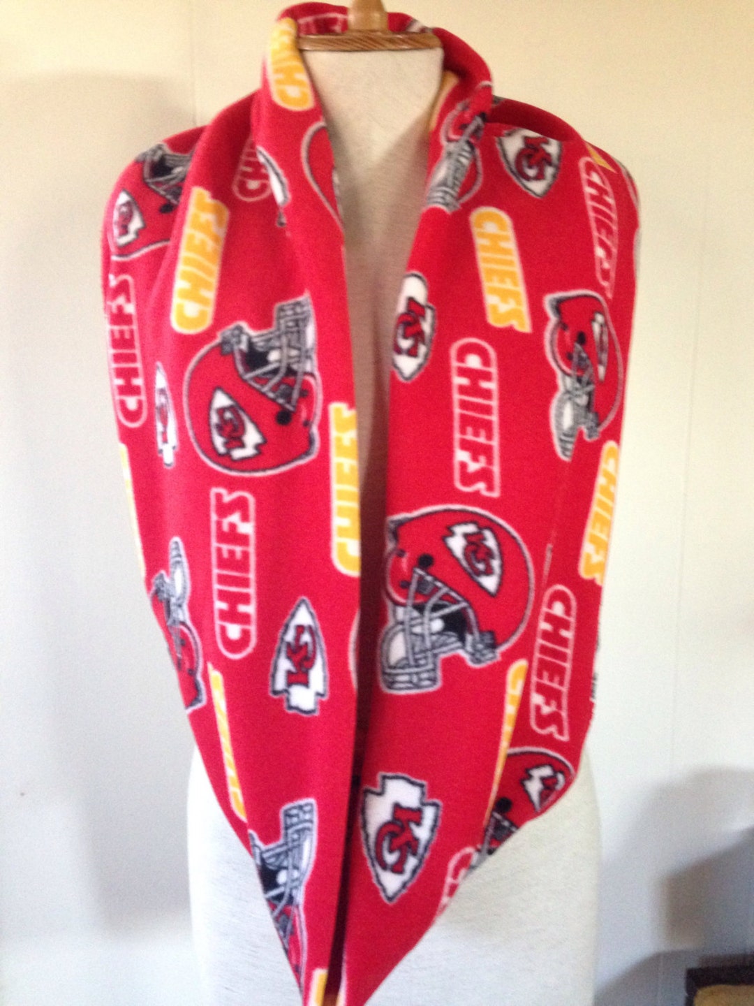 Kansas City Chiefs Fleece Infinity Scarf: Arrowhead Kingdom - Etsy