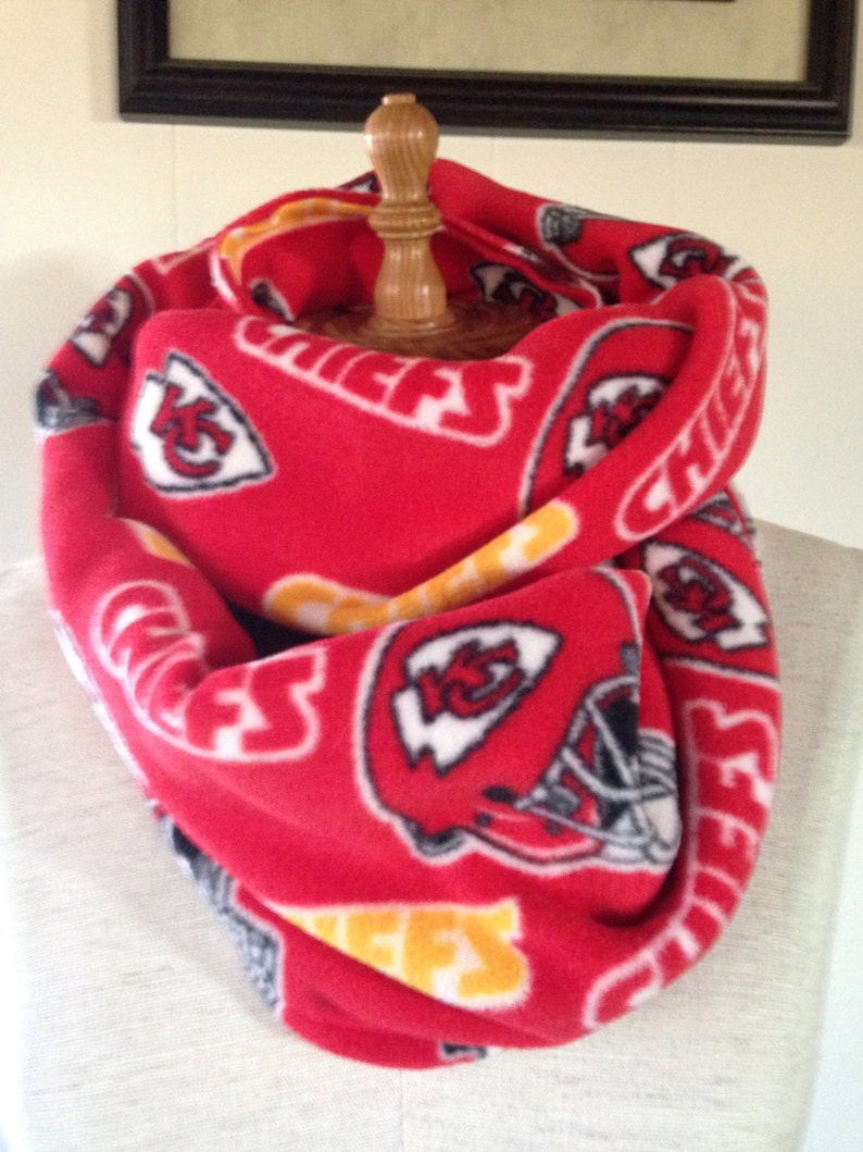 Kansas City Chiefs Fleece Infinity Scarf: Arrowhead Kingdom - Etsy