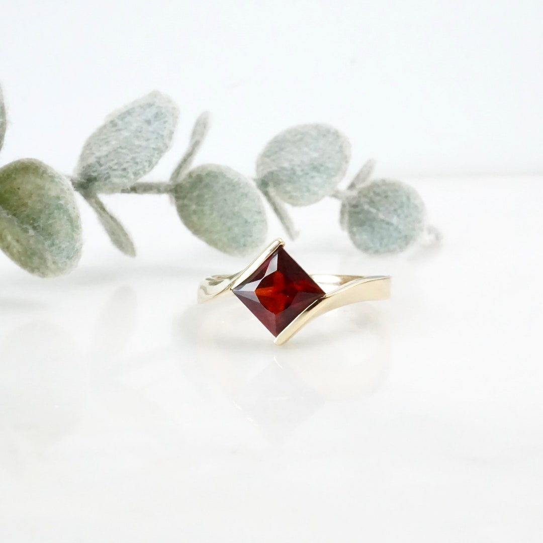 Garnet Princess Cut Ring 14k Gold, Red Garnet Birthstone Solitaire Ring ...