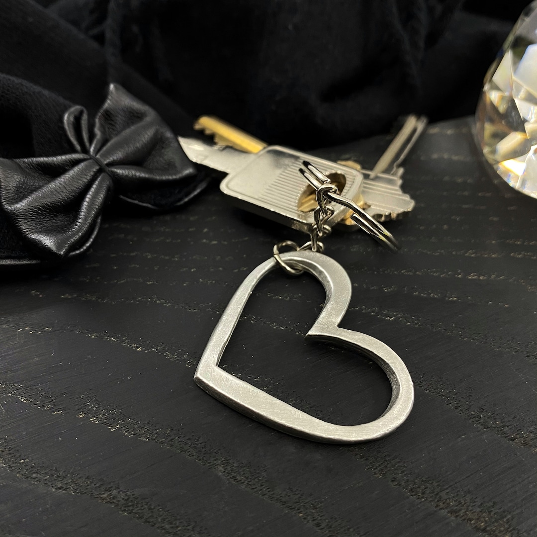 Heart Keychain - Keyholder Ring - Pewter Metal Love - Gift Keyset Key ...