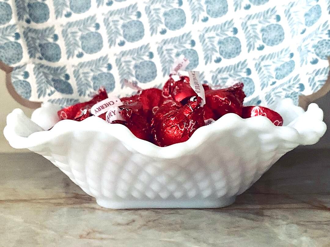 Vintage Candy Dish White Milk Glass ,trinket Bowl, Potpourri Bowl - Etsy