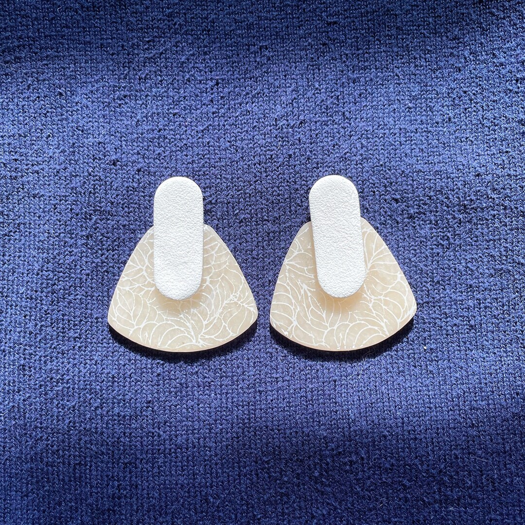 AMBER Polymer Floral Earrings - Etsy