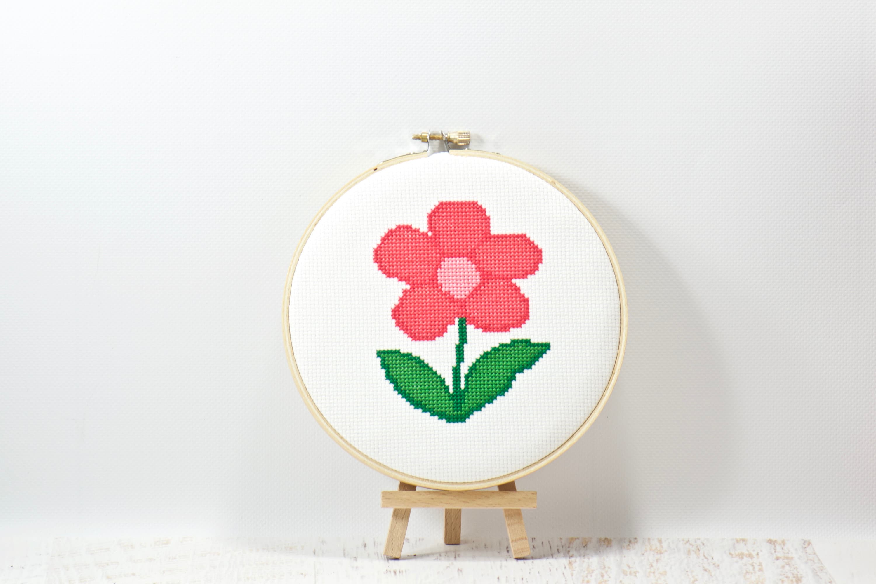 May Flower Cross Stitch Pattern, Hand Embroidery Wall Art, Crafter ...