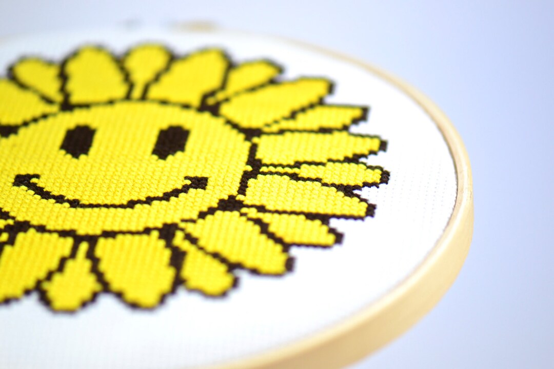 Modern Yellow Daisy Flower Counted Cross Stitch Pattern, Simple Flower ...