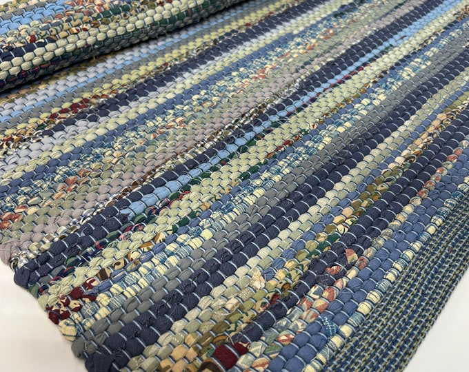 Blue Loom Woven Country Farmhouse Rag Rug, Traditional 24x32 Handwoven ...