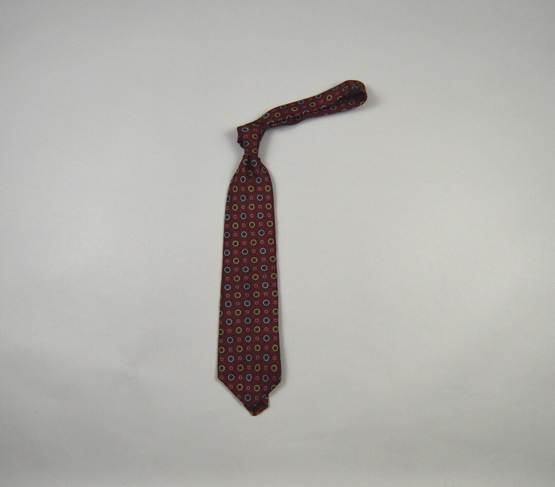 Vintage 1980s Red Medallion Print Necktie by Mallory and Church - Etsy