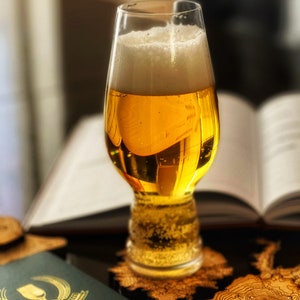 IPA Beer Glass | Custom Glassware for IPA Beers | Holds up to 19.1 Oz | Ideal Gift for Craft ...