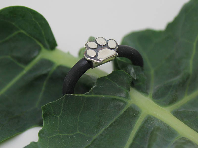Silver and Black Rubber Paw Ring Silver Paw Ring Animal - Etsy