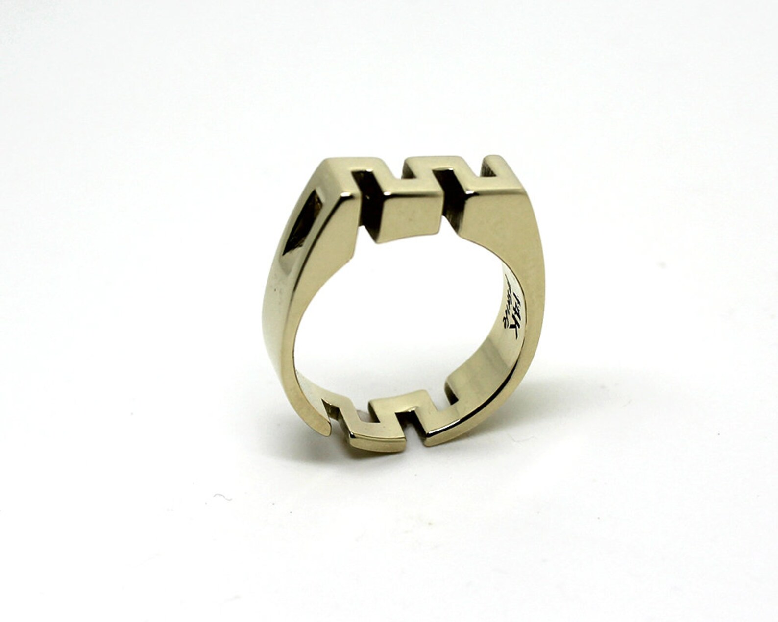 14K Gold Ring Inspired by a Chess Rook - Etsy
