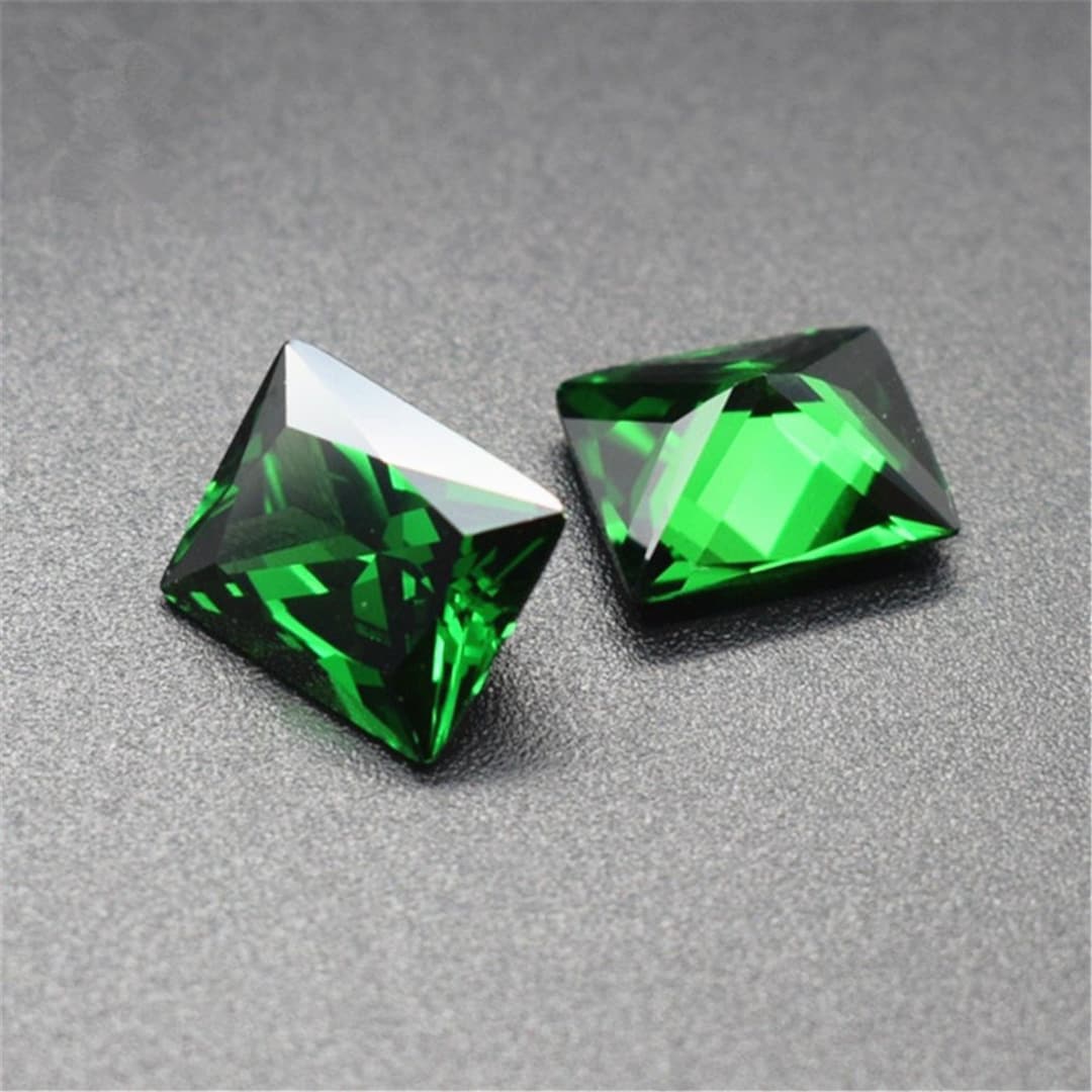 Emerald Rectangle Faceted Gemstone Rectangle Princess Cut Medium Green ...